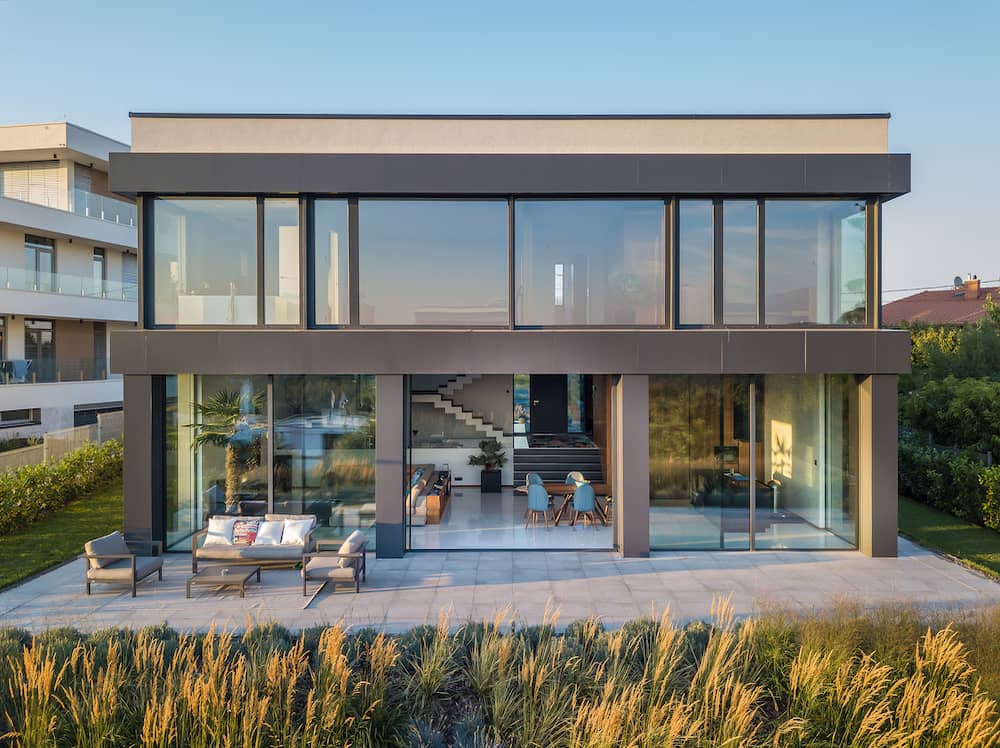 Where minimalistic design meets the golden section - Unique windows ...
