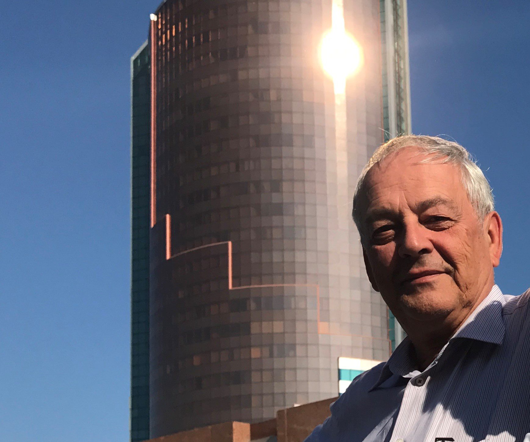 The architectural design of glass structures demands special expertise ...